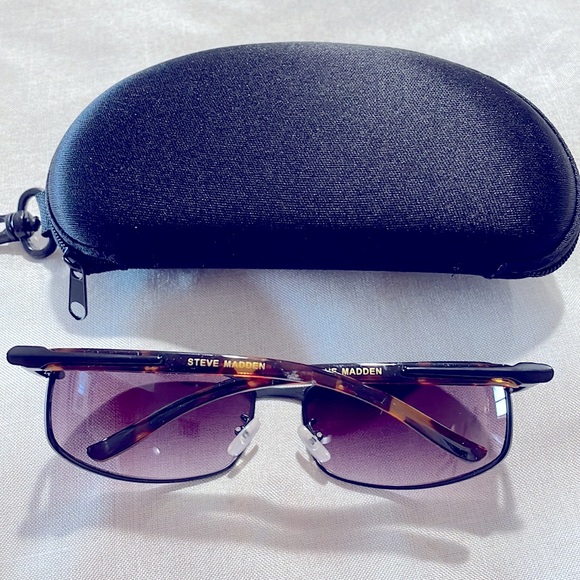 Steve Madden | Accessories | Steve Madden S939 Black Metal And Tortoise ...